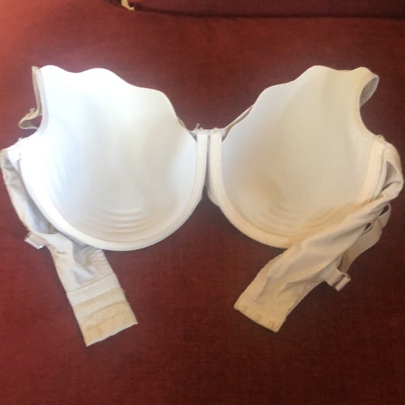 Bali | Intimates & Sleepwear | Bali Beige 38d 6544 Adjustable Strap Bra ...
